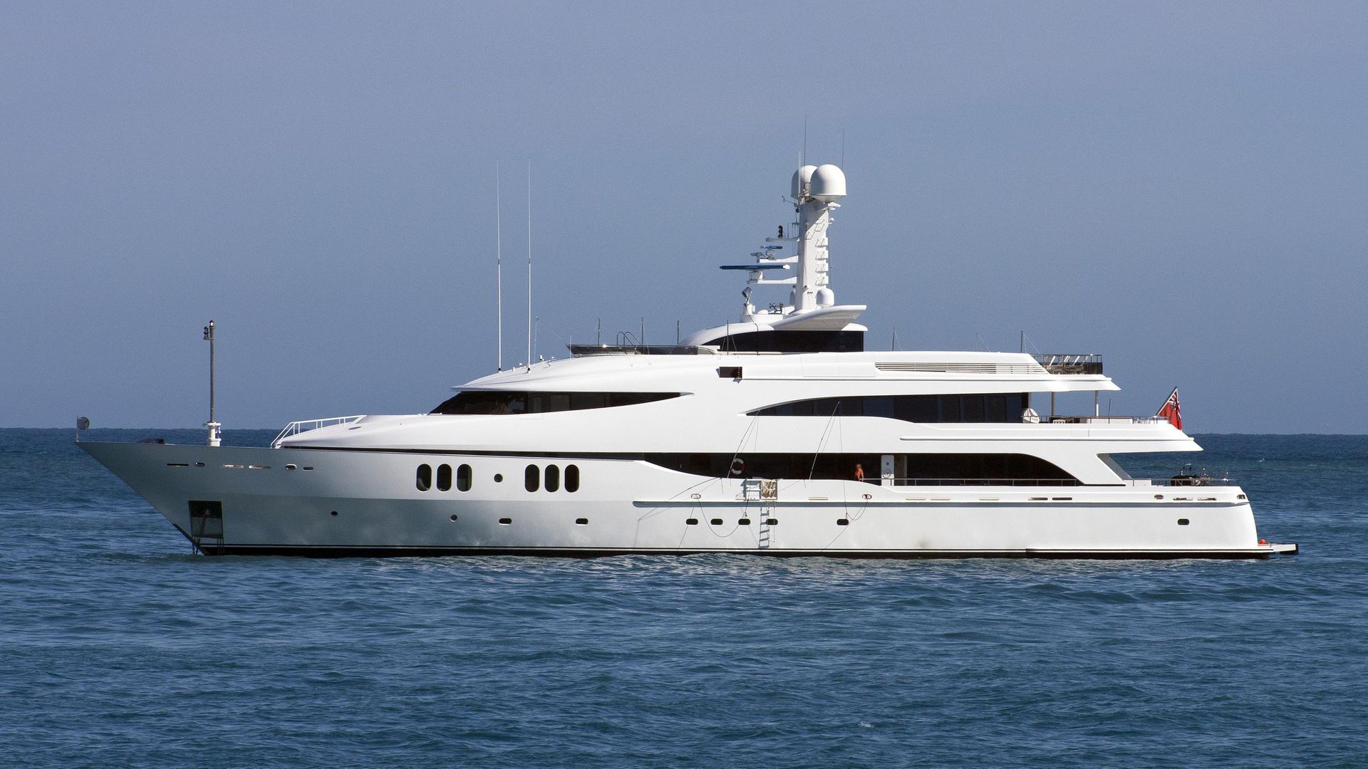 Diamond yacht (Abeking & Rasmussen, 57.3m, 1998)